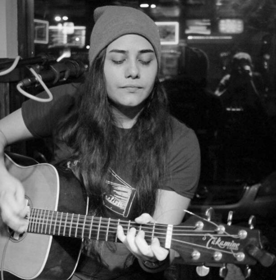 The Music of Felicia Hoyos at Baron's Pub - Olde Towne Portsmouth, VA